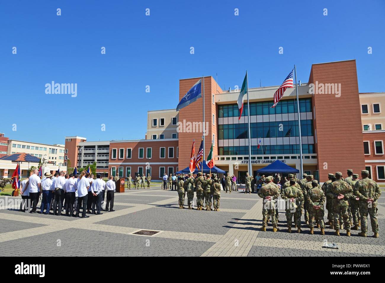 U.S. Army Colonel Carl J. “Jeff” Worthington commander 2nd Signal ...