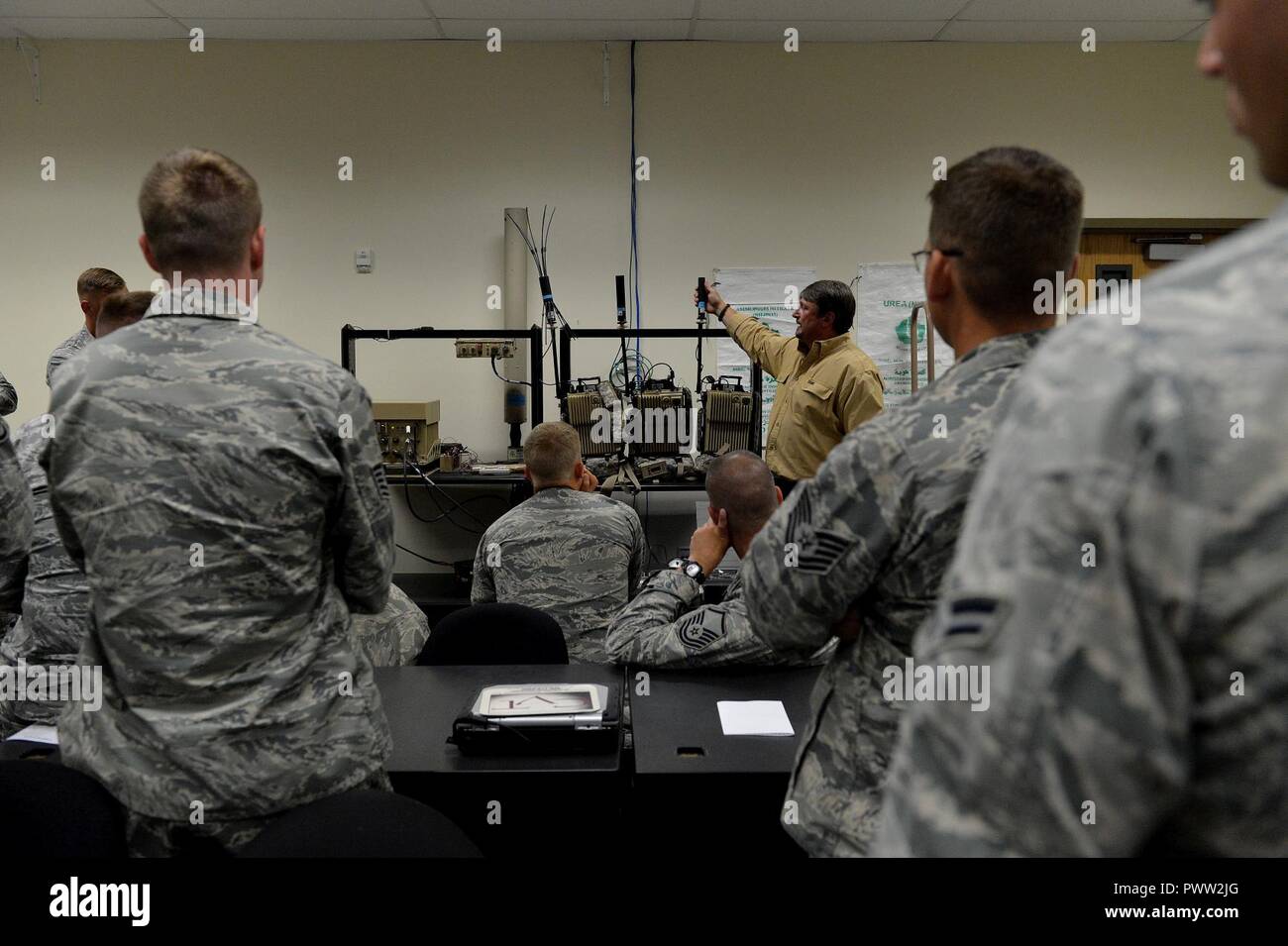 Francis Knutson, a counter Improvised Explosive Device trainer with ...