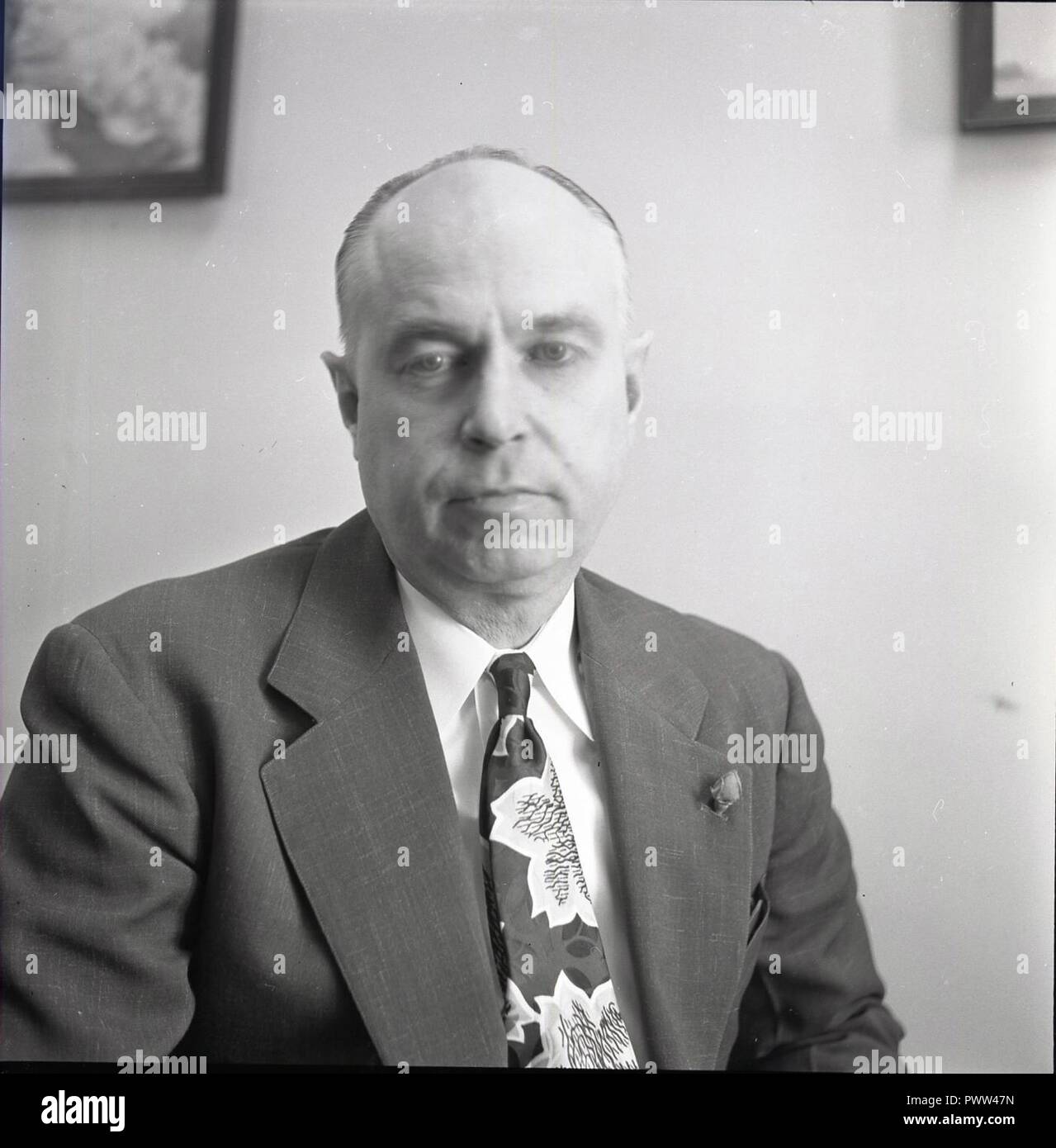 A PHOTO OF E.D.WHITE WITH A SUIT AND TIE Stock Photo - Alamy