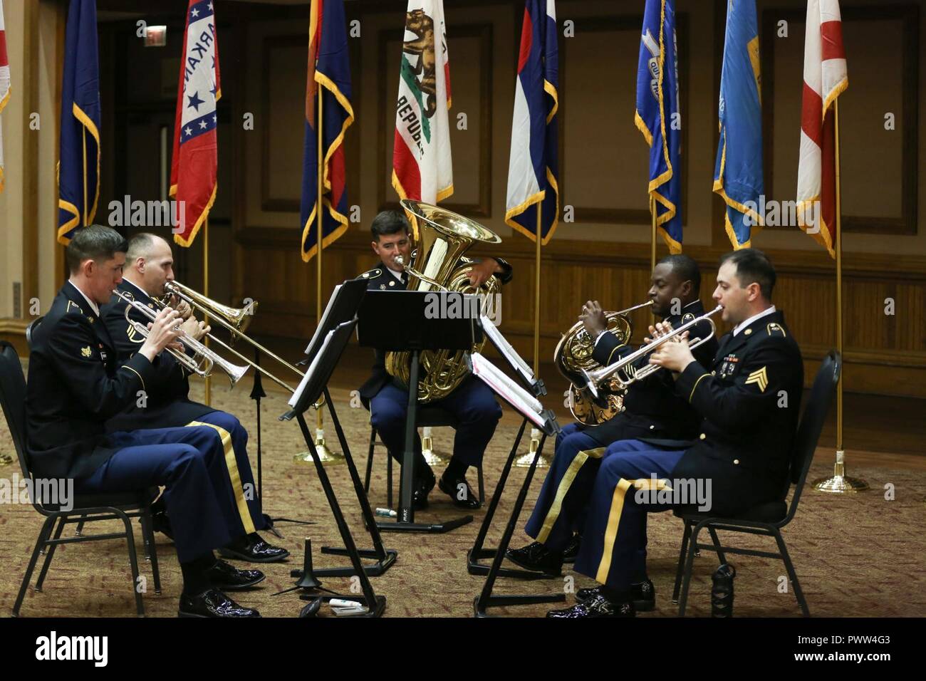 Gulf war usa army entertainment hi-res stock photography and images - Alamy