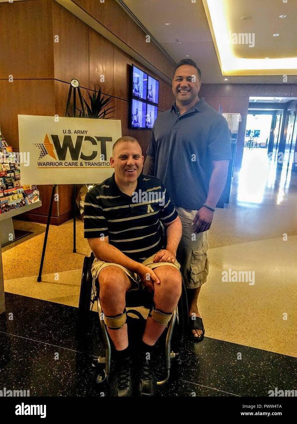 Col daniel dudek hi-res stock photography and images - Alamy