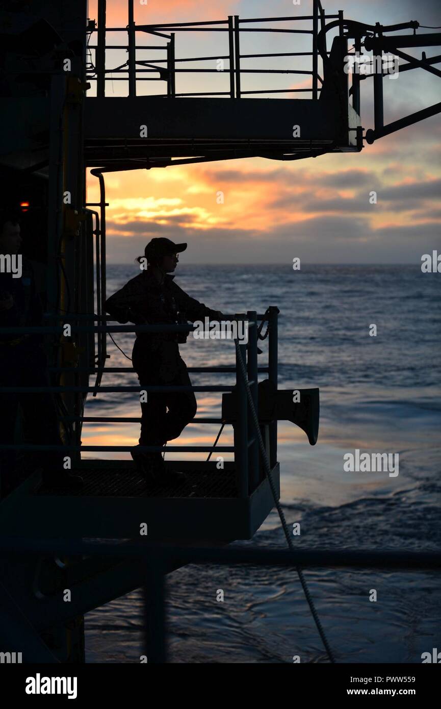 PACIFIC OCEAN (June 27, 2017) Boatswain's Mate Seaman Aisling Glover ...