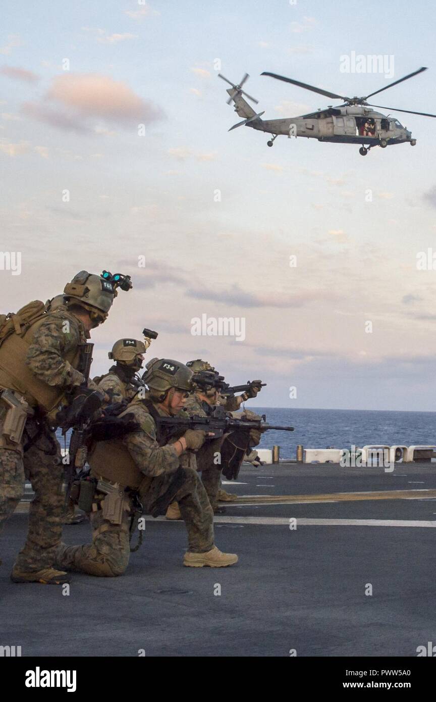 Hrst marines marines and sailors hi-res stock photography and images ...