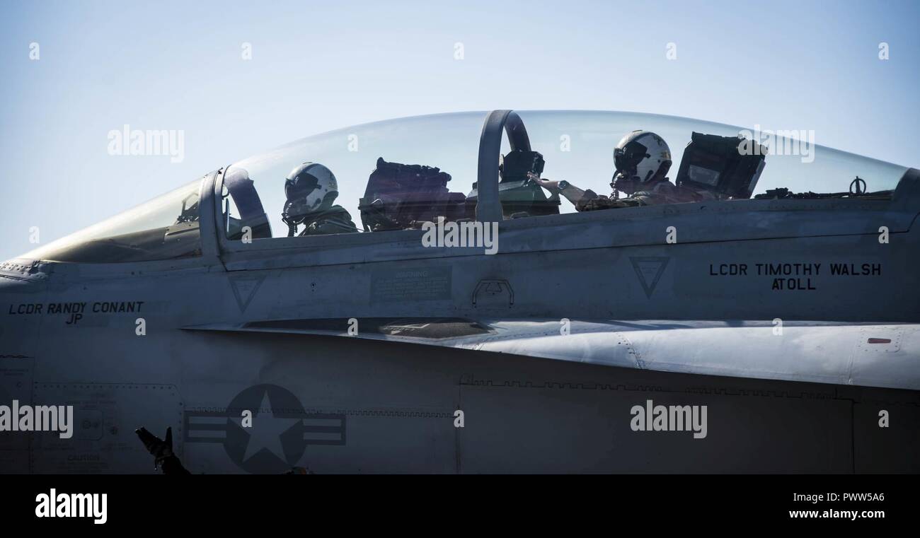 Strike Fighter Squadron Vfa 32 High Resolution Stock Photography and ...