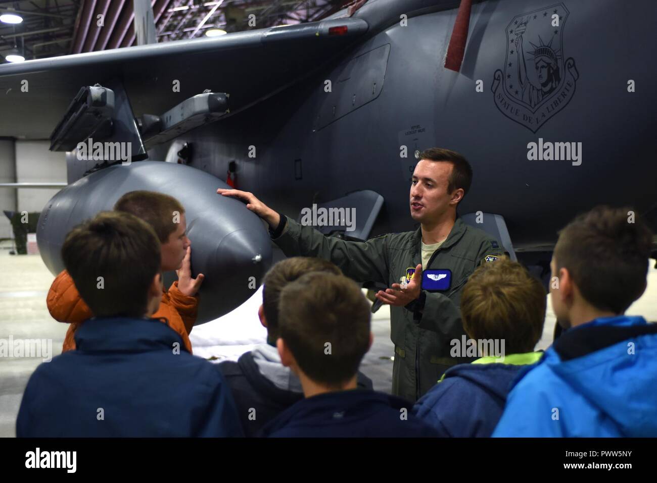 Us navy fighter weapons school hi-res stock photography and images - Alamy