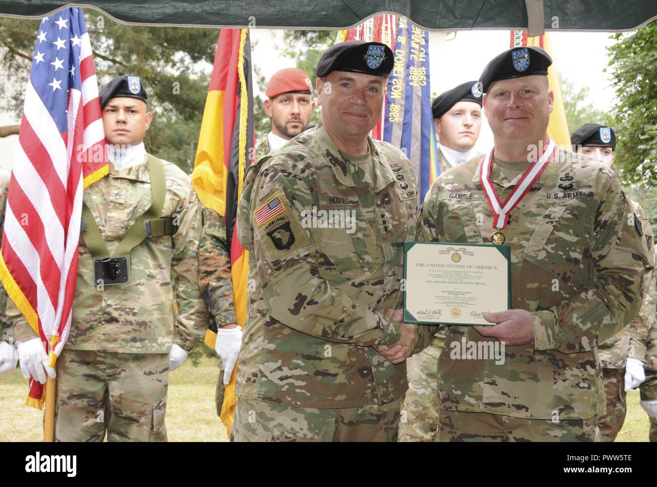 KAISERSLAUTERN, Germany – Lt. General Ben Hodges (center), United ...