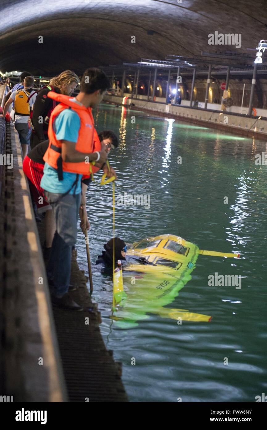 Fourth day of the International Human-Powered Submarine Races in the ...