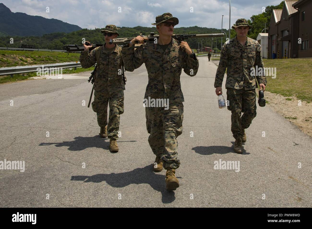 Rodriguez range korea hi-res stock photography and images - Alamy