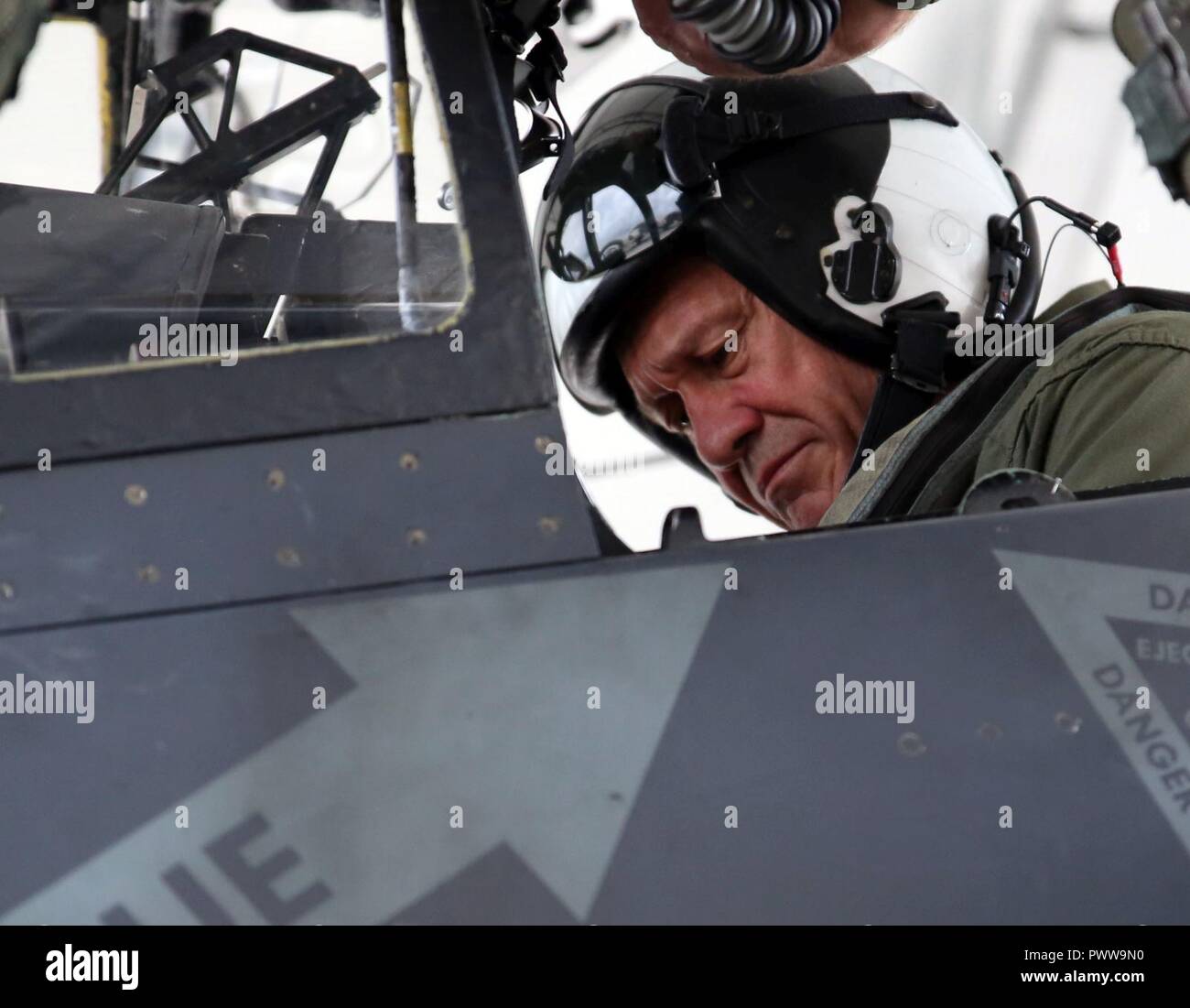 Harrier av 8a hi-res stock photography and images - Alamy