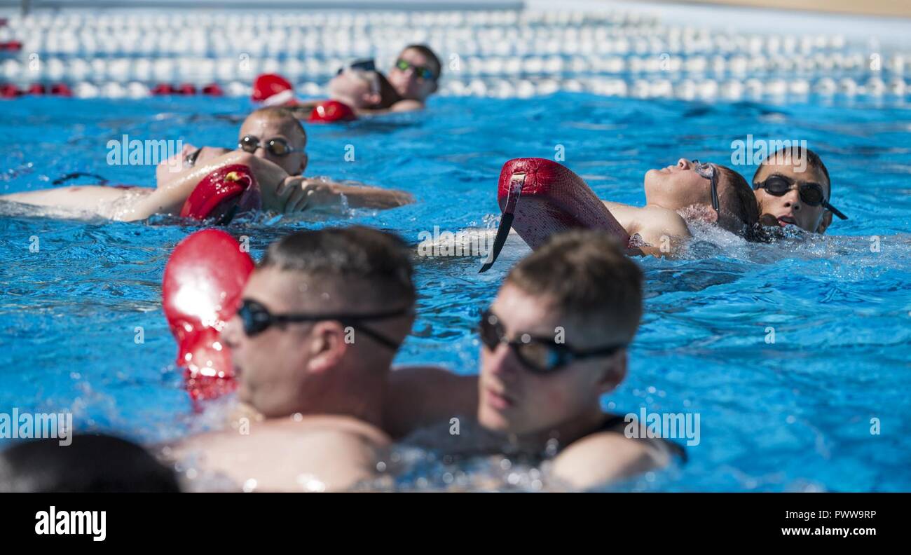 Survival Swim Qual High Resolution Stock Photography and Images - Alamy