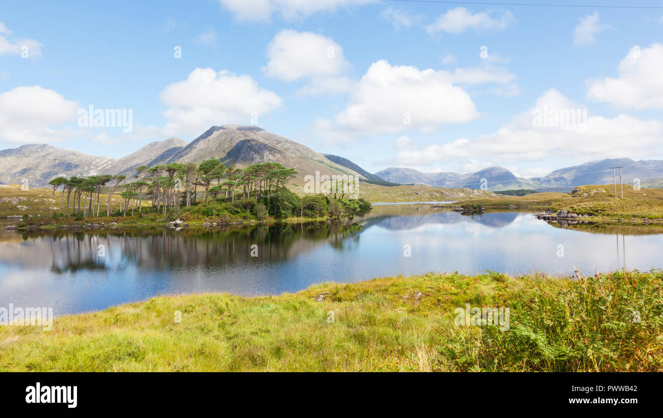 Inagh valley hi-res stock photography and images - Alamy
