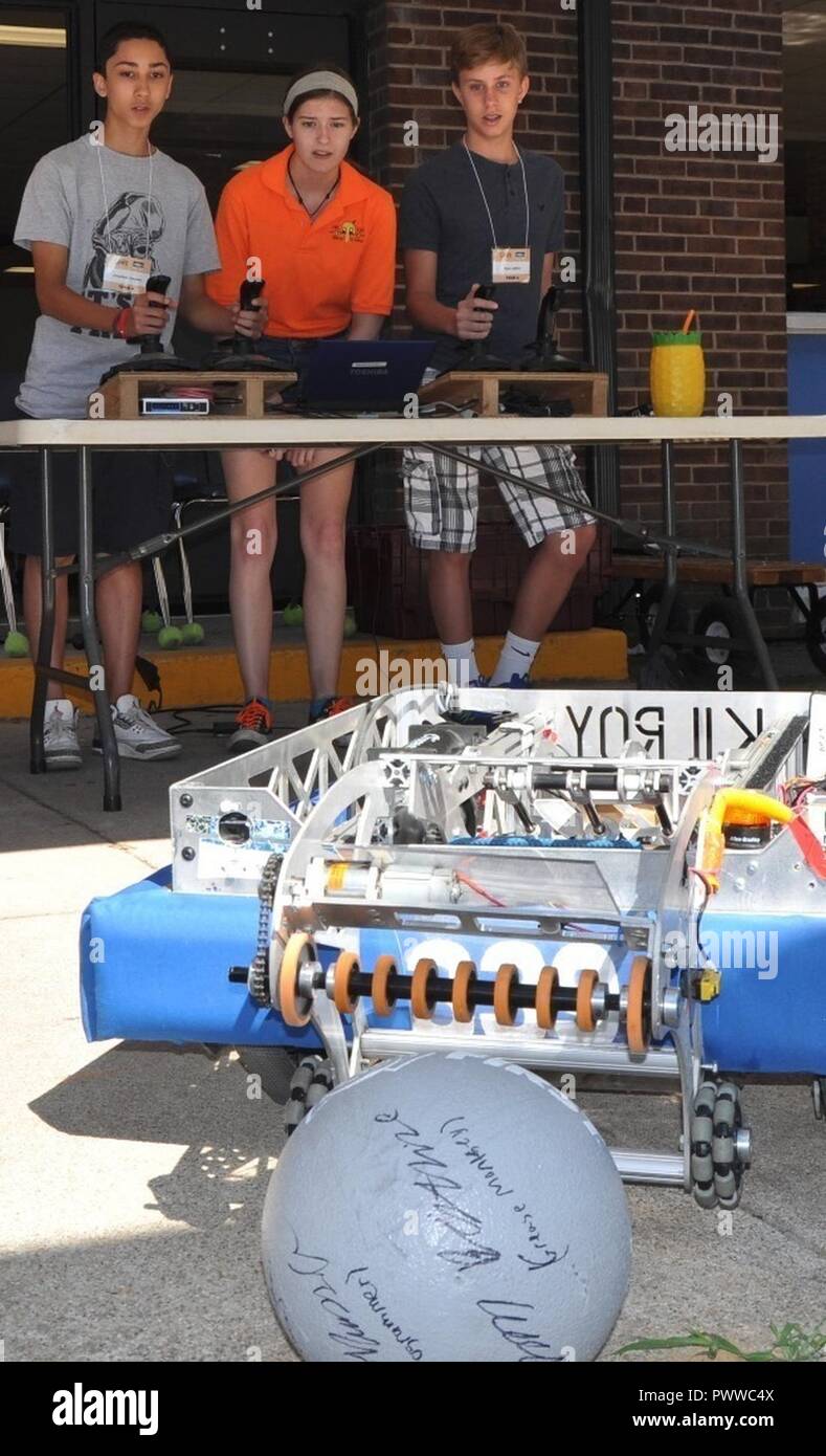 KING GEORGE, Va. (June 28, 2017) - A science, technology, engineering, and mathematics (STEM ...