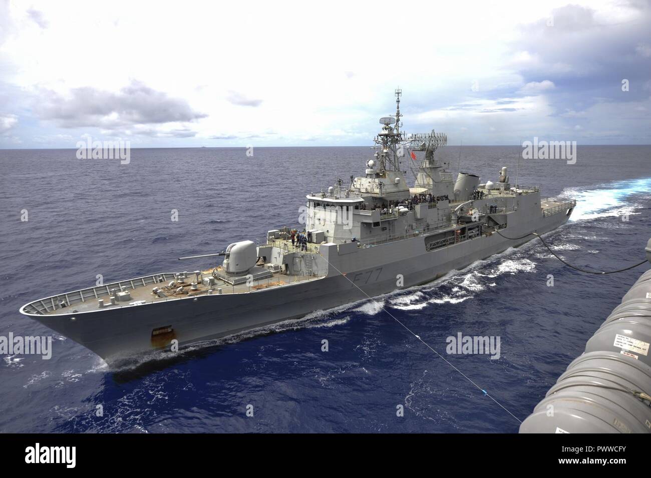 PHILIPPINE SEA (July 2, 2017) Royal New Zealand navy Anzac-class ...