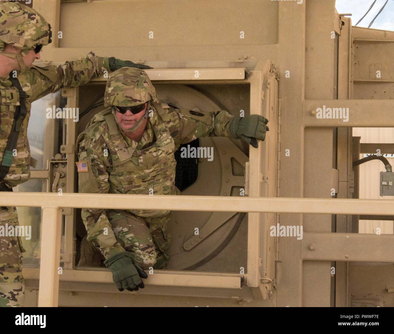 Humvee egress assistance trainer hi-res stock photography and images ...