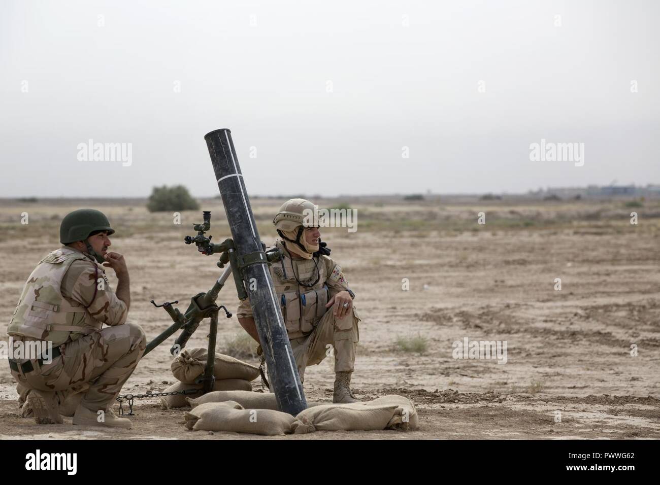 Us soldiers fighting isis hi-res stock photography and images - Alamy