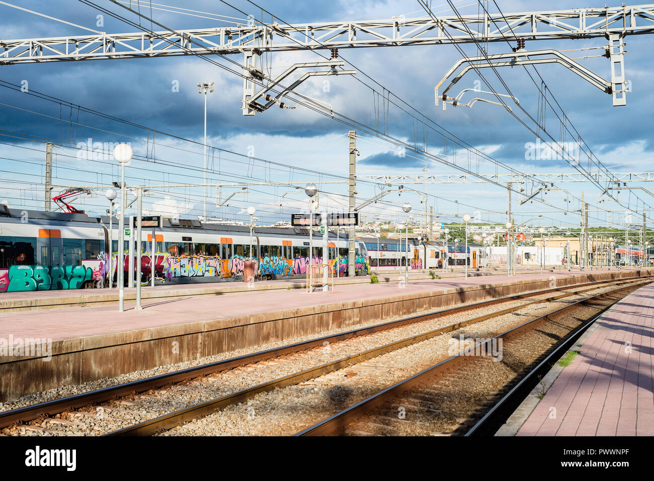 Speed regional rail horizontal hi-res stock photography and images - Alamy
