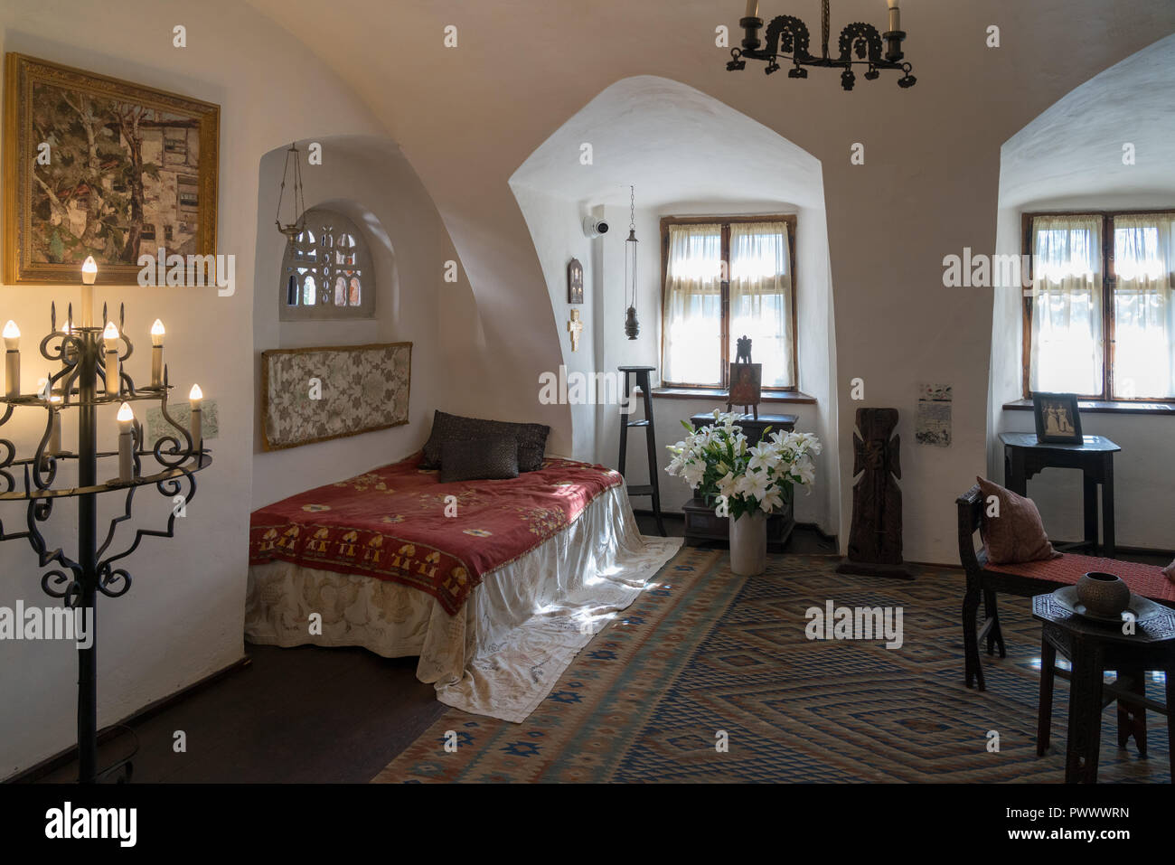 BRAN, TRANSYLVANIA/ROMANIA - SEPTEMBER 20 : Interior view of Dracula's ...