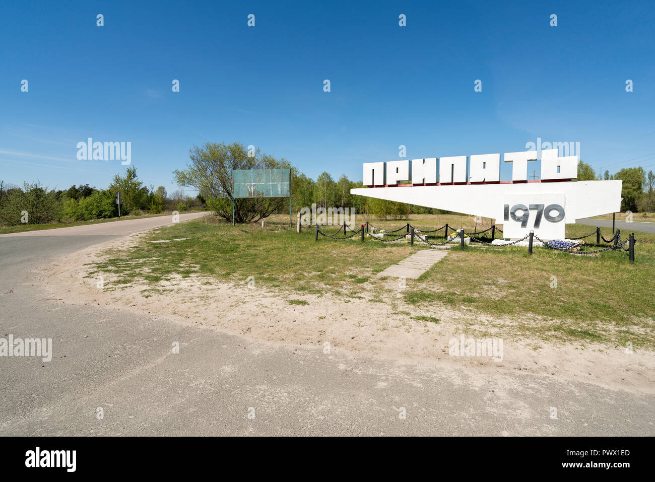Road chernobyl road sign hi-res stock photography and images - Alamy