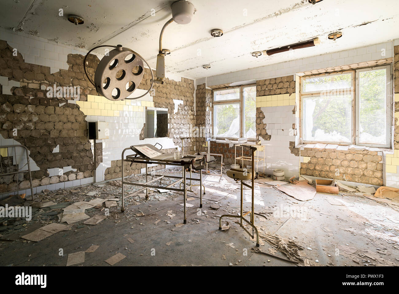 Chernobyl disaster 1986 hospital hi-res stock photography and images ...