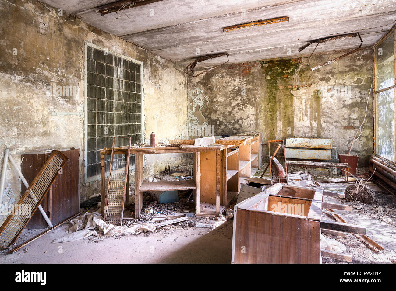 Chernobyl disaster 1986 hospital hi-res stock photography and images ...