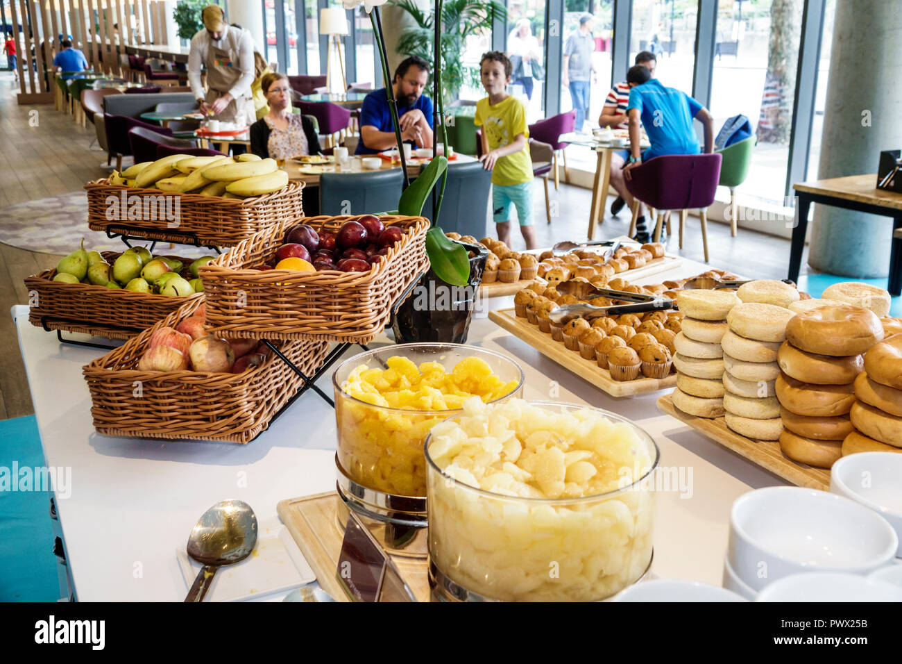 Hotel Buffet Dining Room Stock Photos & Hotel Buffet Dining Room Stock ...