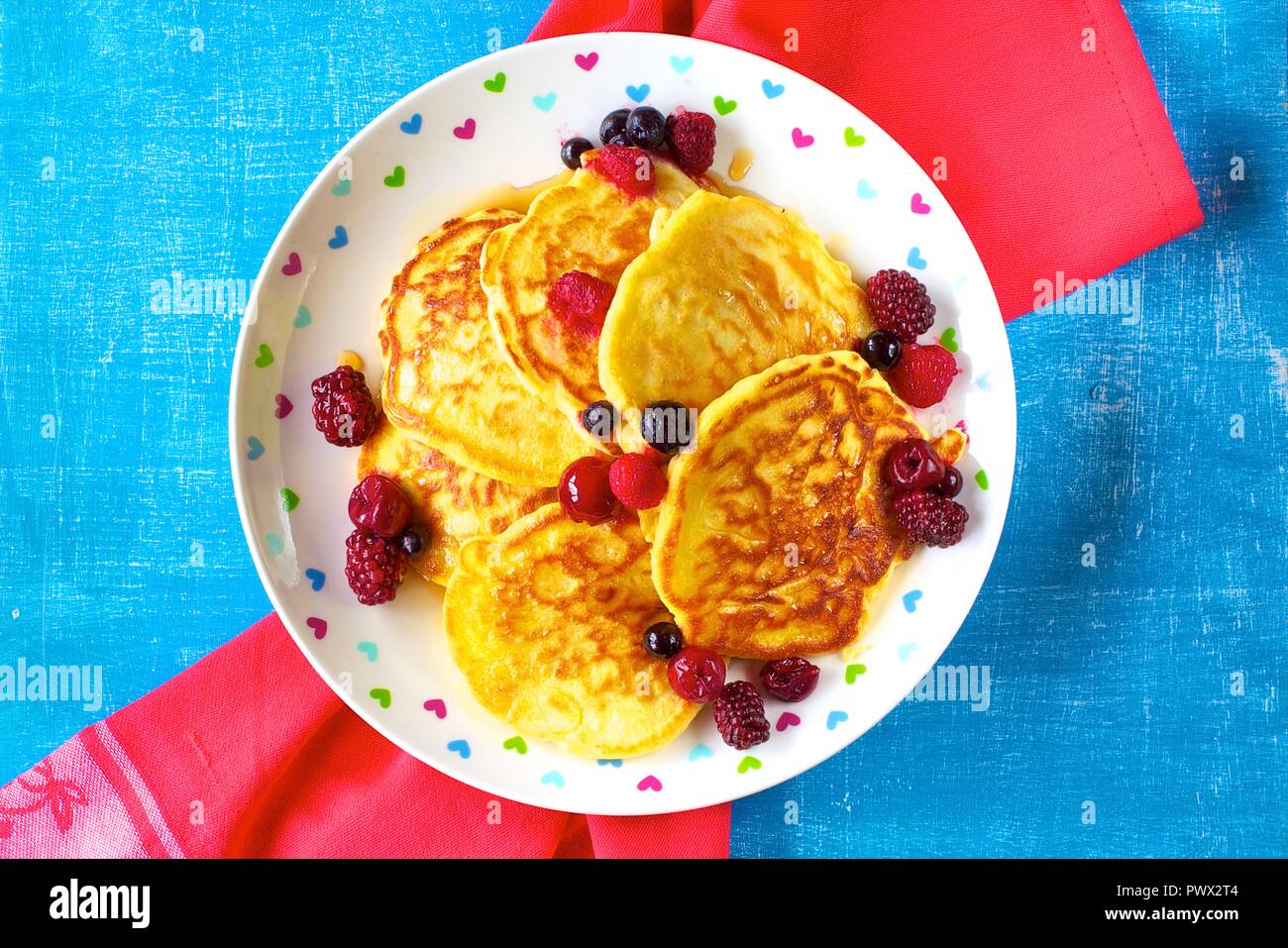 American Pancake Stack With Berries Stock Photo - Alamy