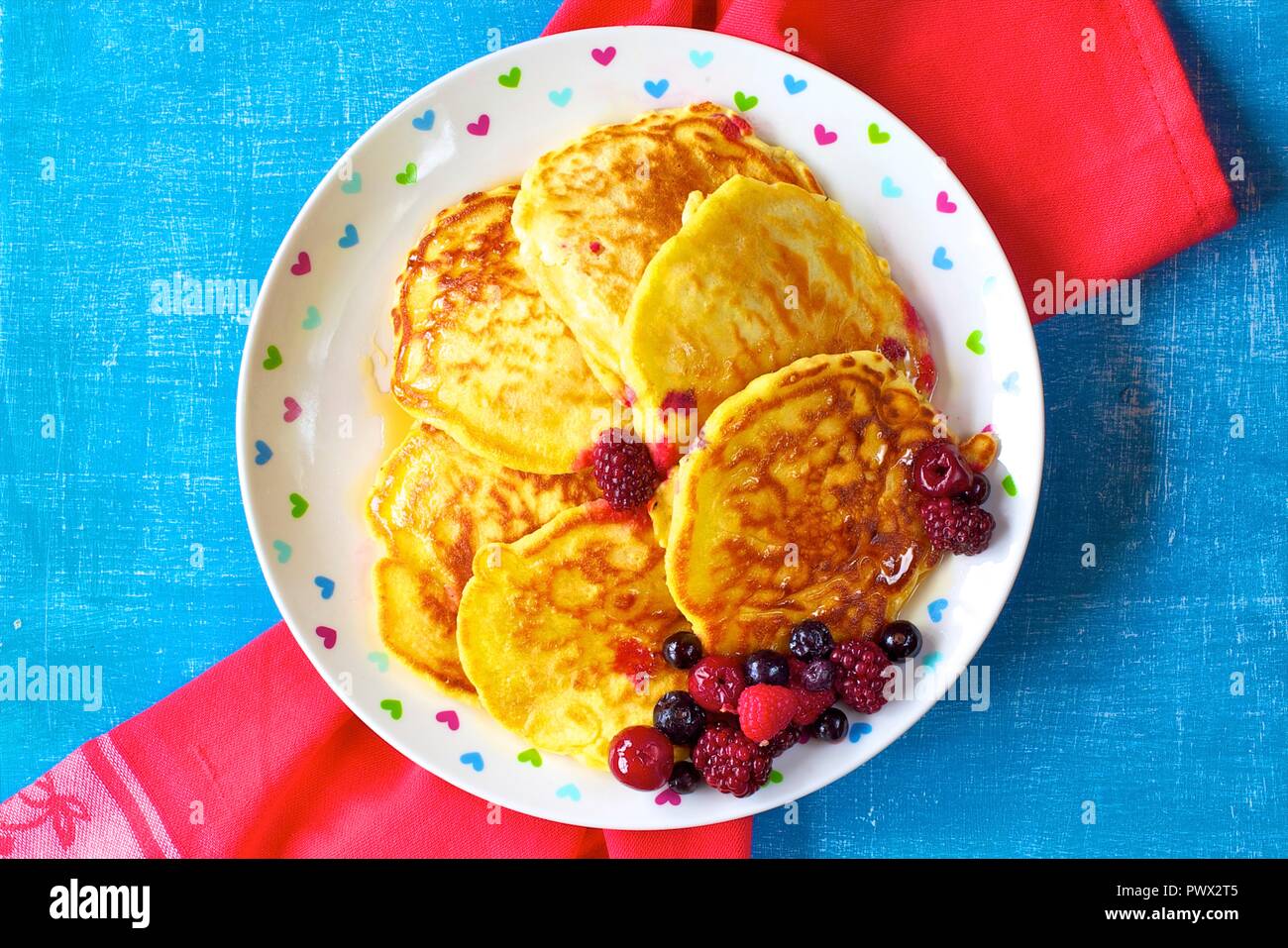 American Pancake Stack With Berries Stock Photo - Alamy