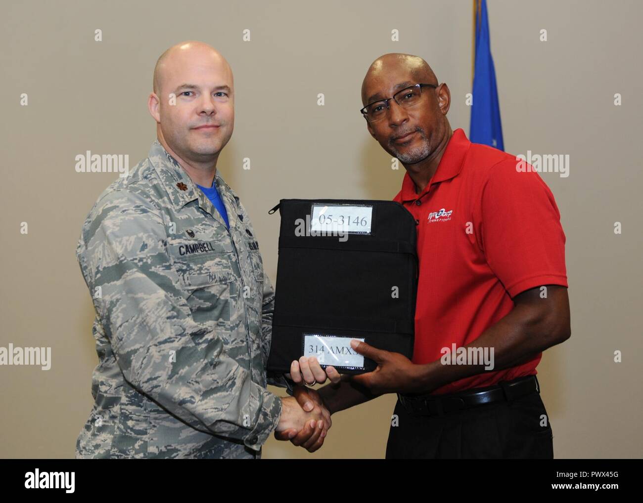 Dyncorp international hi-res stock photography and images - Alamy