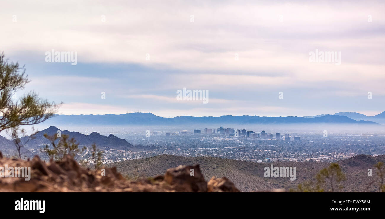 Phoenix arizona skyline hi-res stock photography and images - Alamy