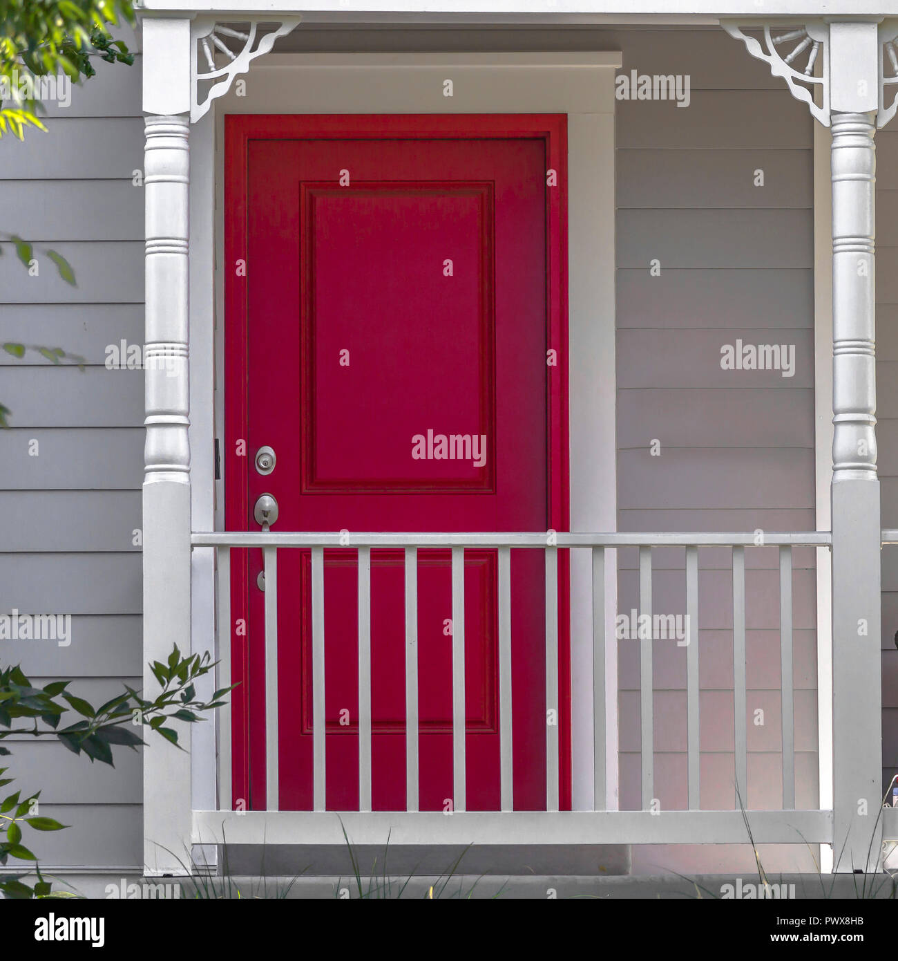 Vibrant red railing hi-res stock photography and images - Alamy
