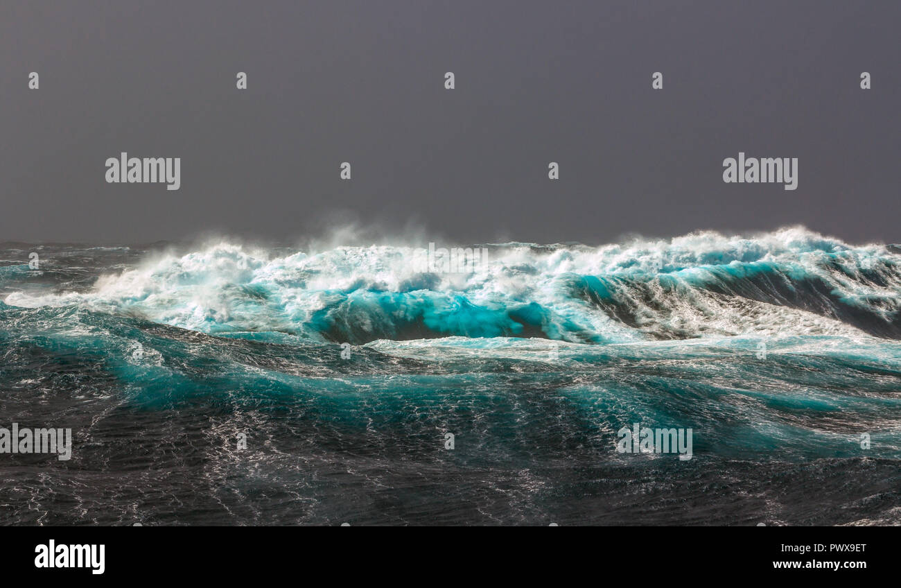 Storm large hi-res stock photography and images - Alamy
