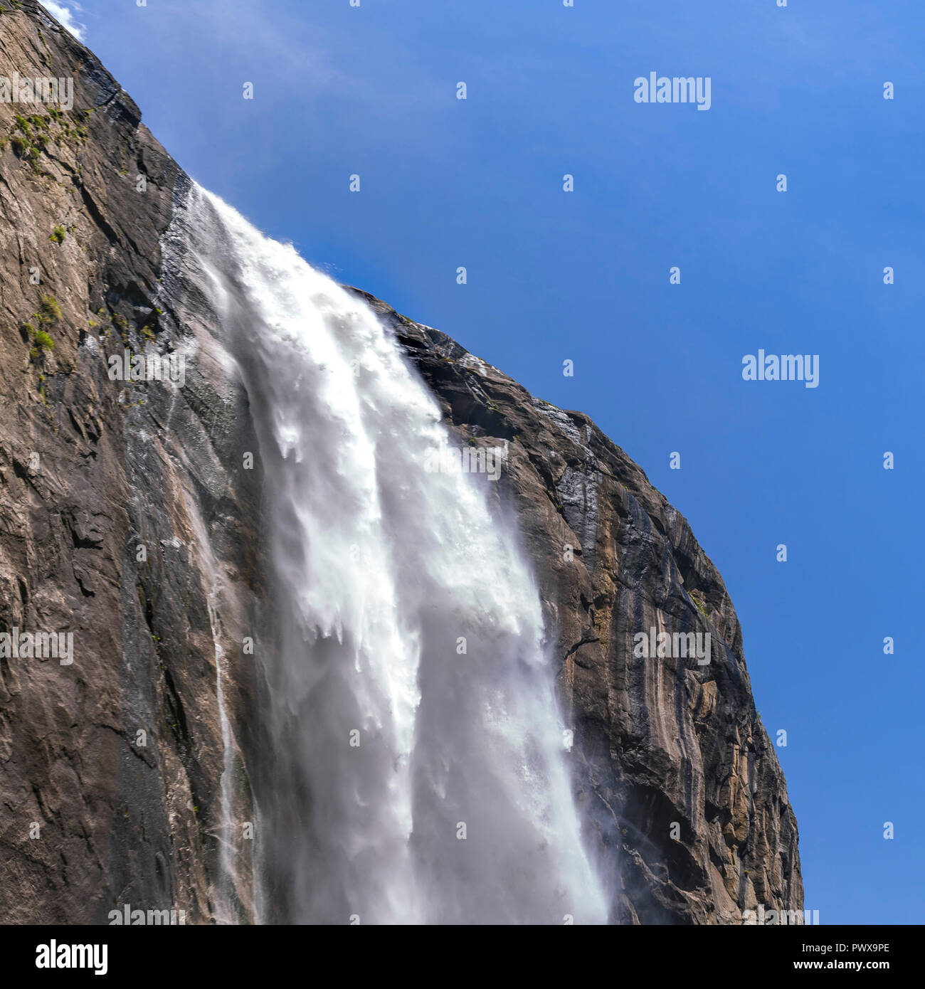 View against plunging hi-res stock photography and images - Alamy