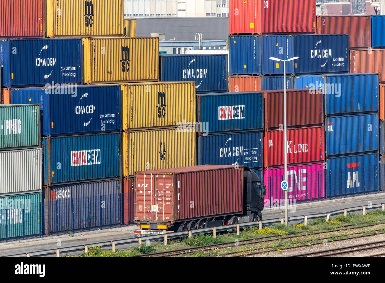 Container terminal in the Rhein-Neckar-Hafen Mannheim, in terms of area ...