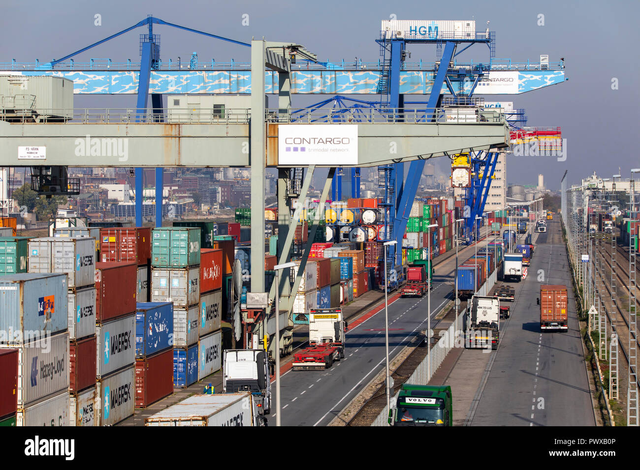 Container terminal in the Rhein-Neckar-Hafen Mannheim, in terms of area ...
