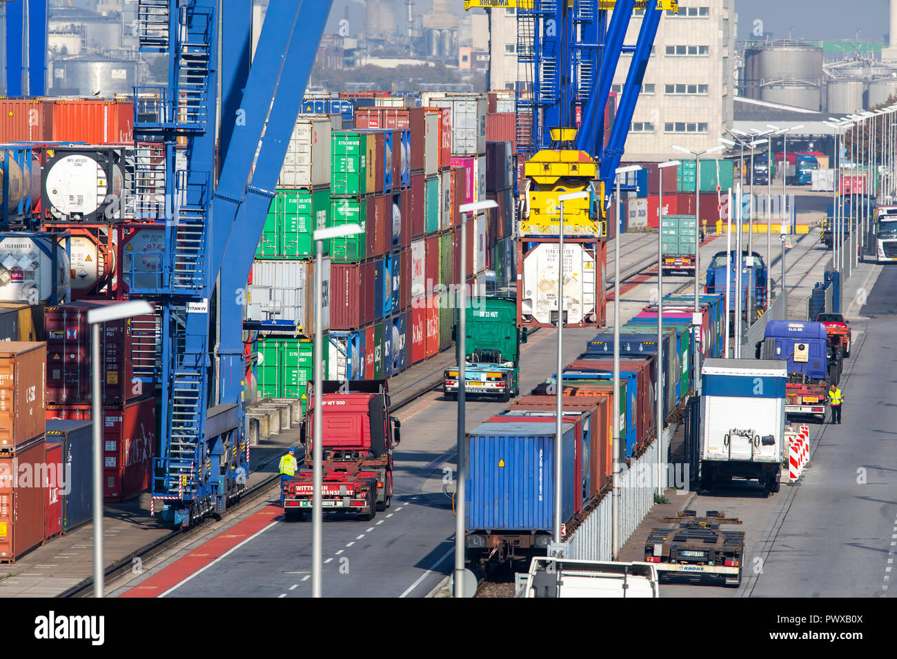 Container terminal in the Rhein-Neckar-Hafen Mannheim, in terms of area ...