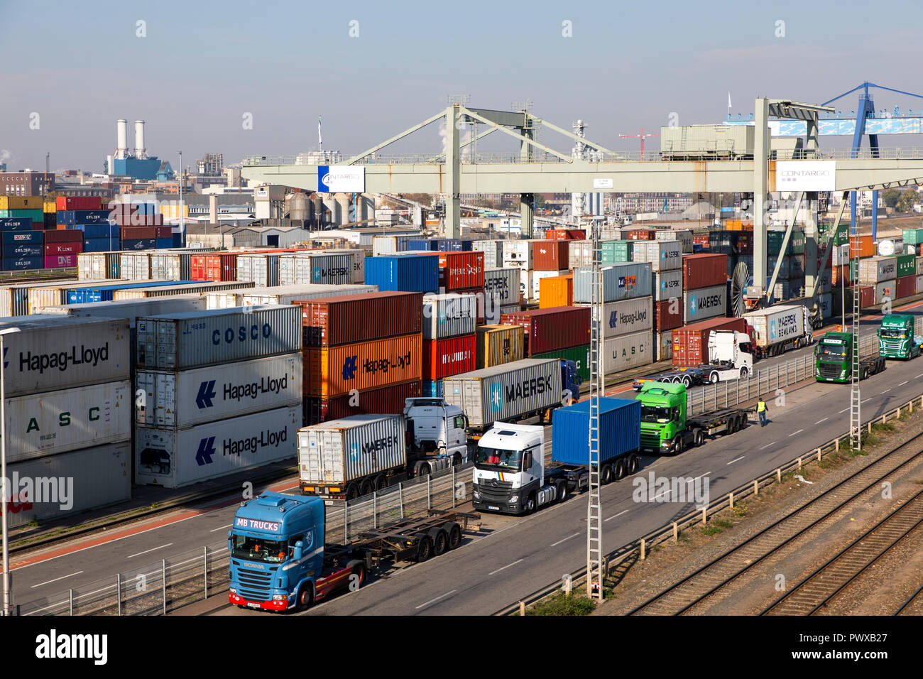 Container terminal in the Rhein-Neckar-Hafen Mannheim, in terms of area ...