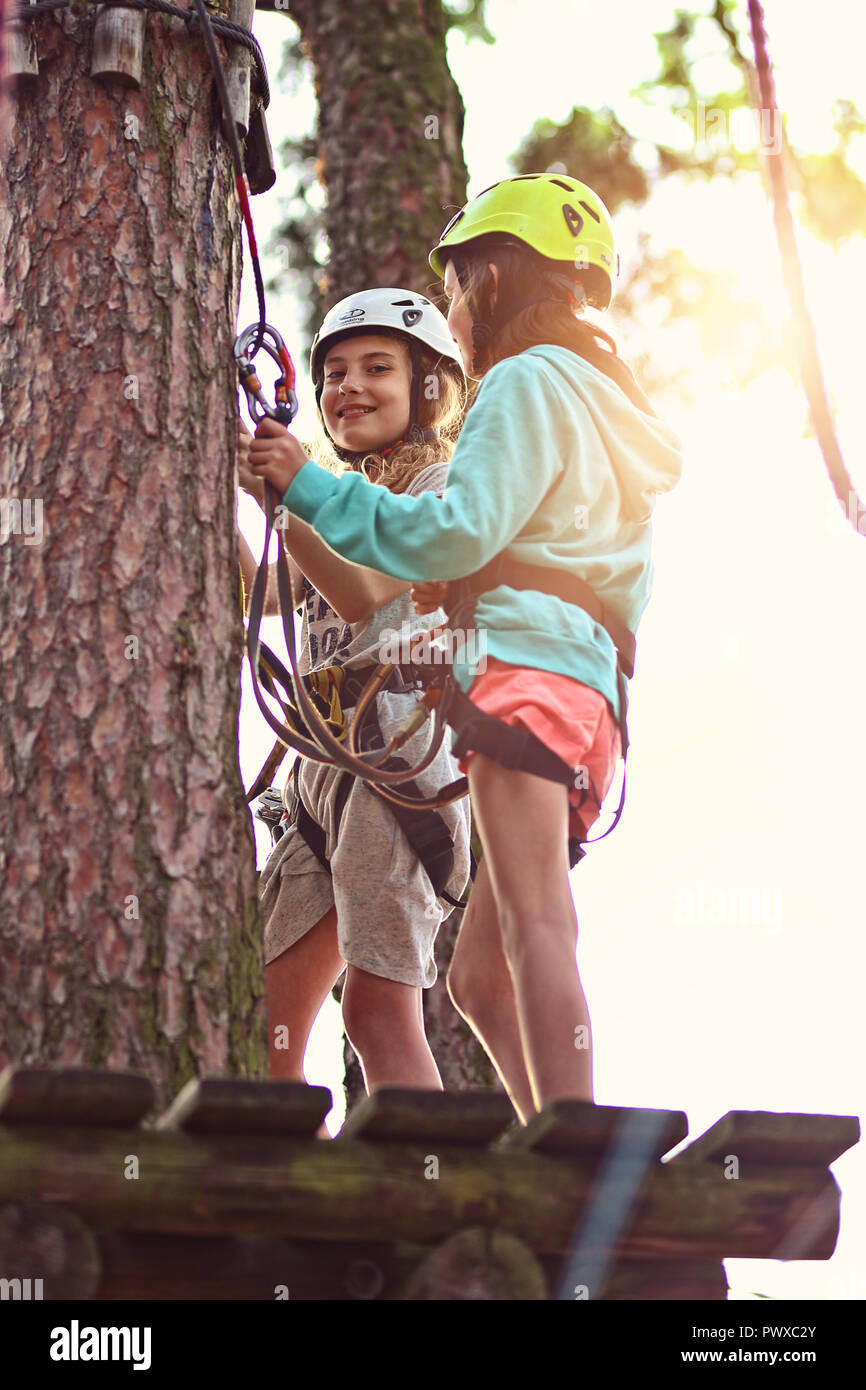 Crossing hitch hi-res stock photography and images - Alamy