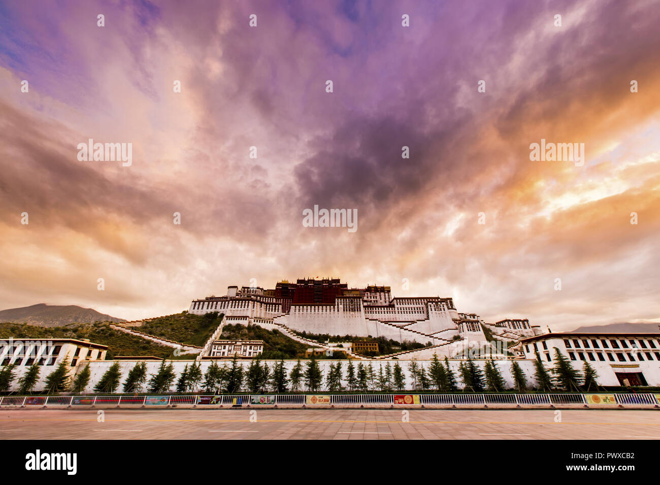 beauty of Lhasa Stock Photo - Alamy