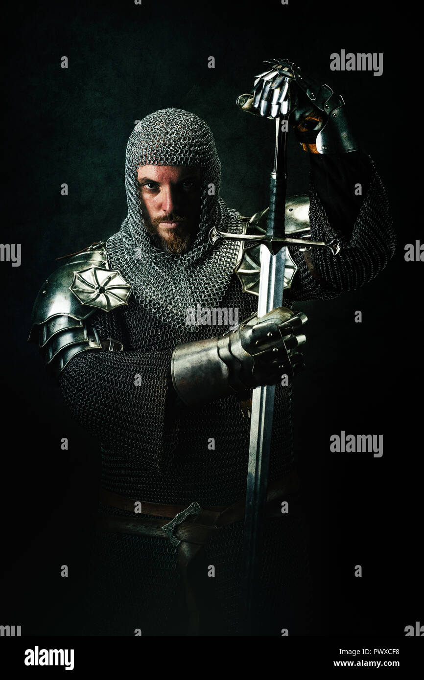 Knights templar battle hi-res stock photography and images - Alamy