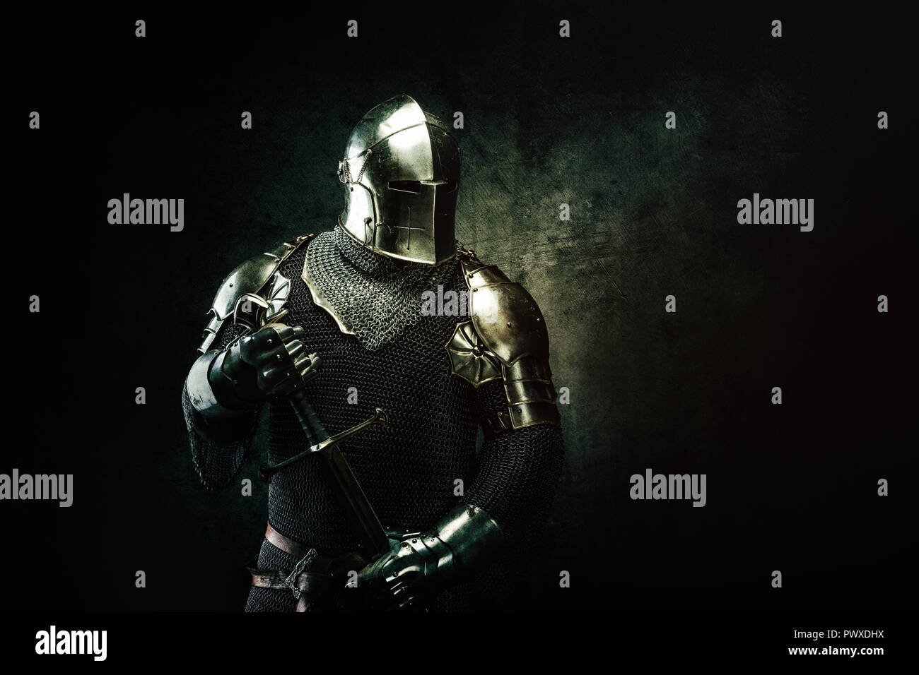 Templar hi-res stock photography and images - Alamy