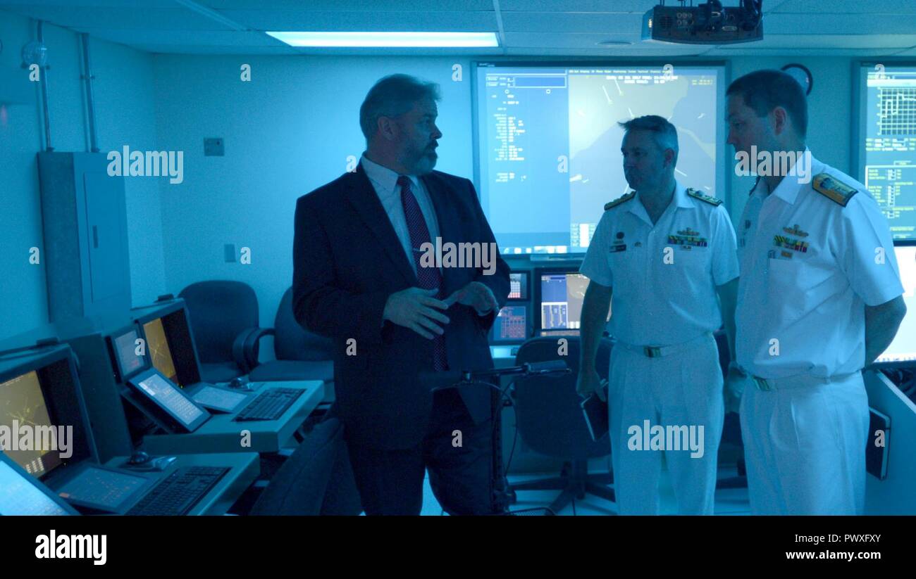 DAHLGREN, Va. (July 05, 2017) Mr. Lloyd Kleinman (left), CSCS ...