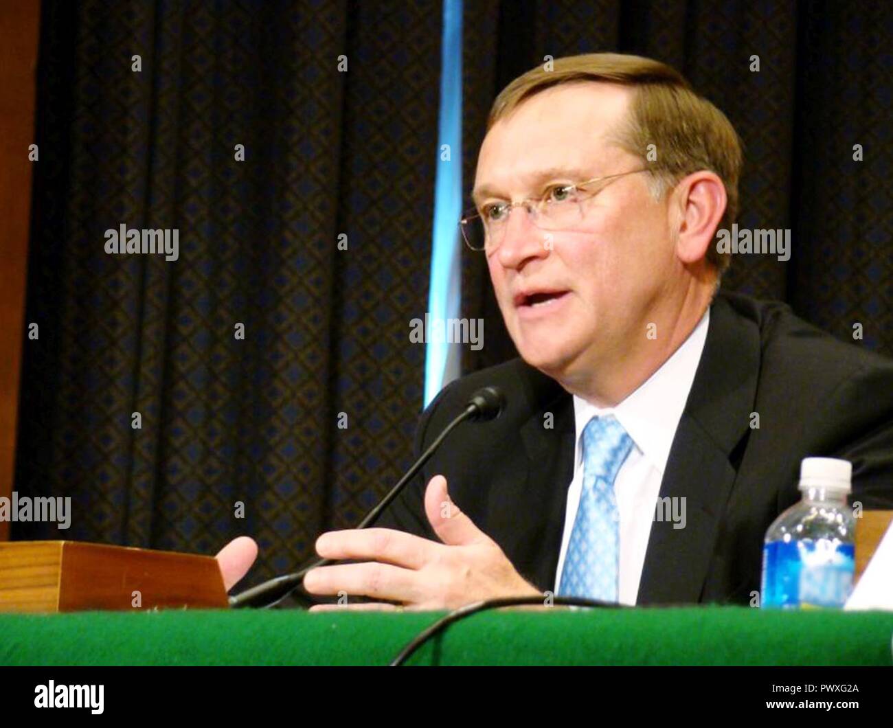 Robert kadlec hi-res stock photography and images - Alamy