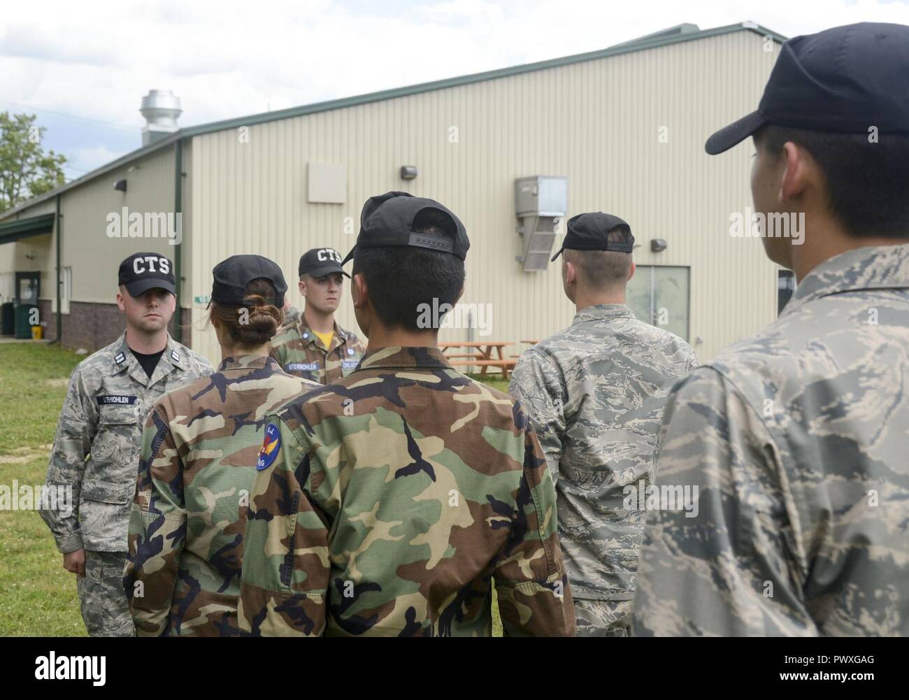 Pennsylvania wing civil air patrol hi-res stock photography and images ...