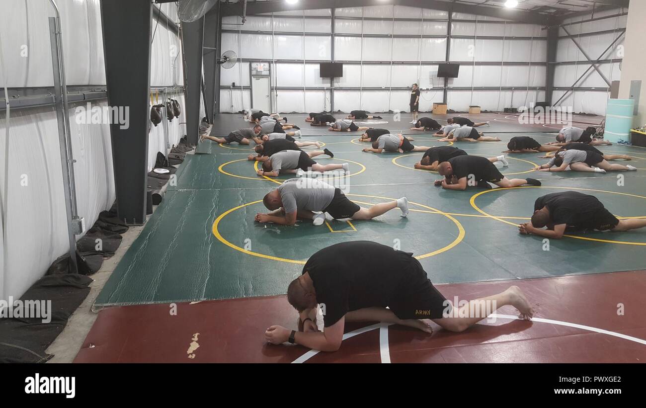 The 364th Expeditionary Sustainment Command (ESC) in Marysville, WA ...