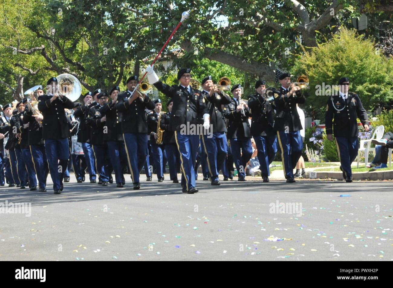 U.S. Army Reserve Soldiers from the 191st Army Band, 300th Army Band ...