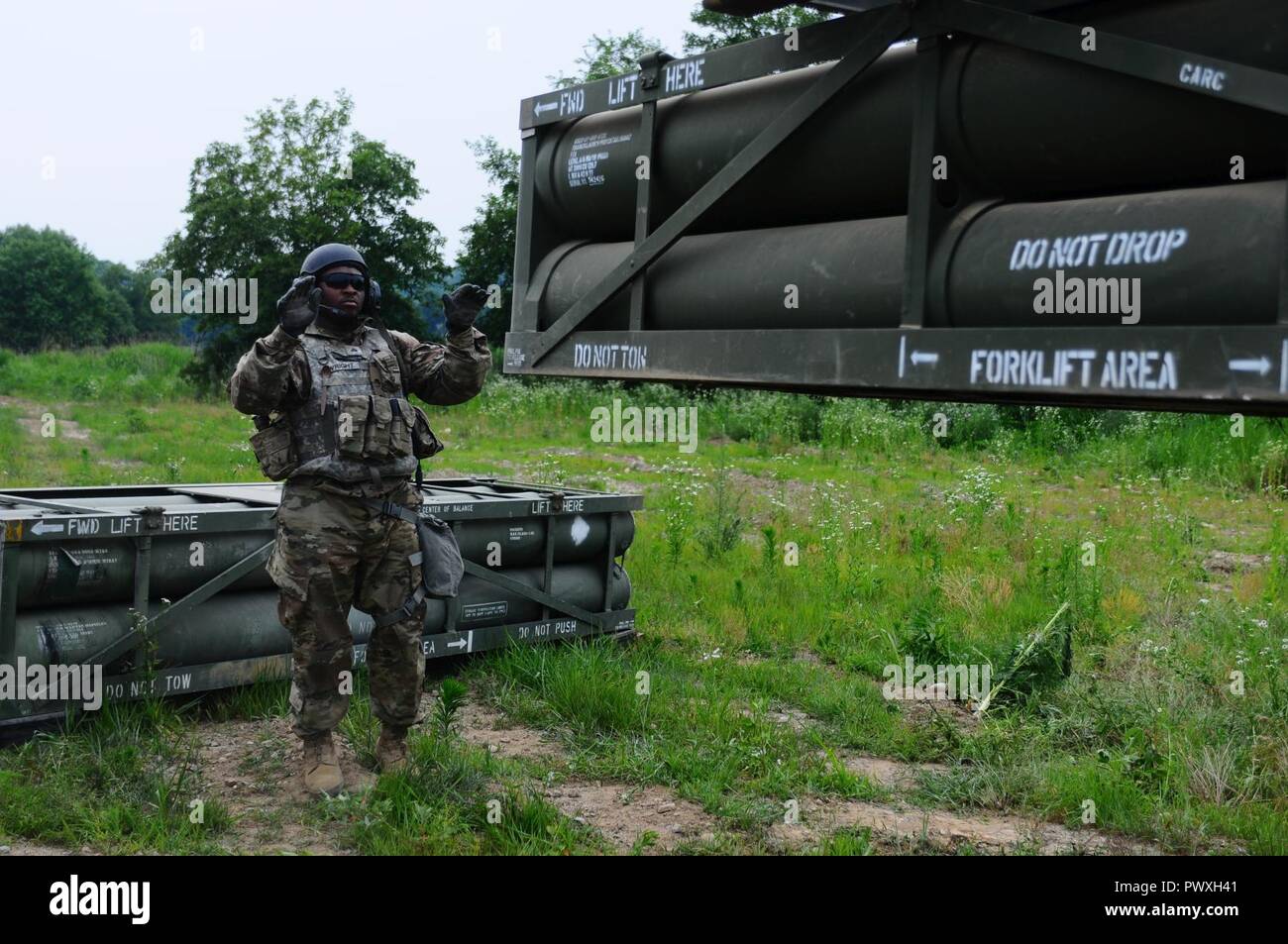 M270 mlrs hi-res stock photography and images - Alamy