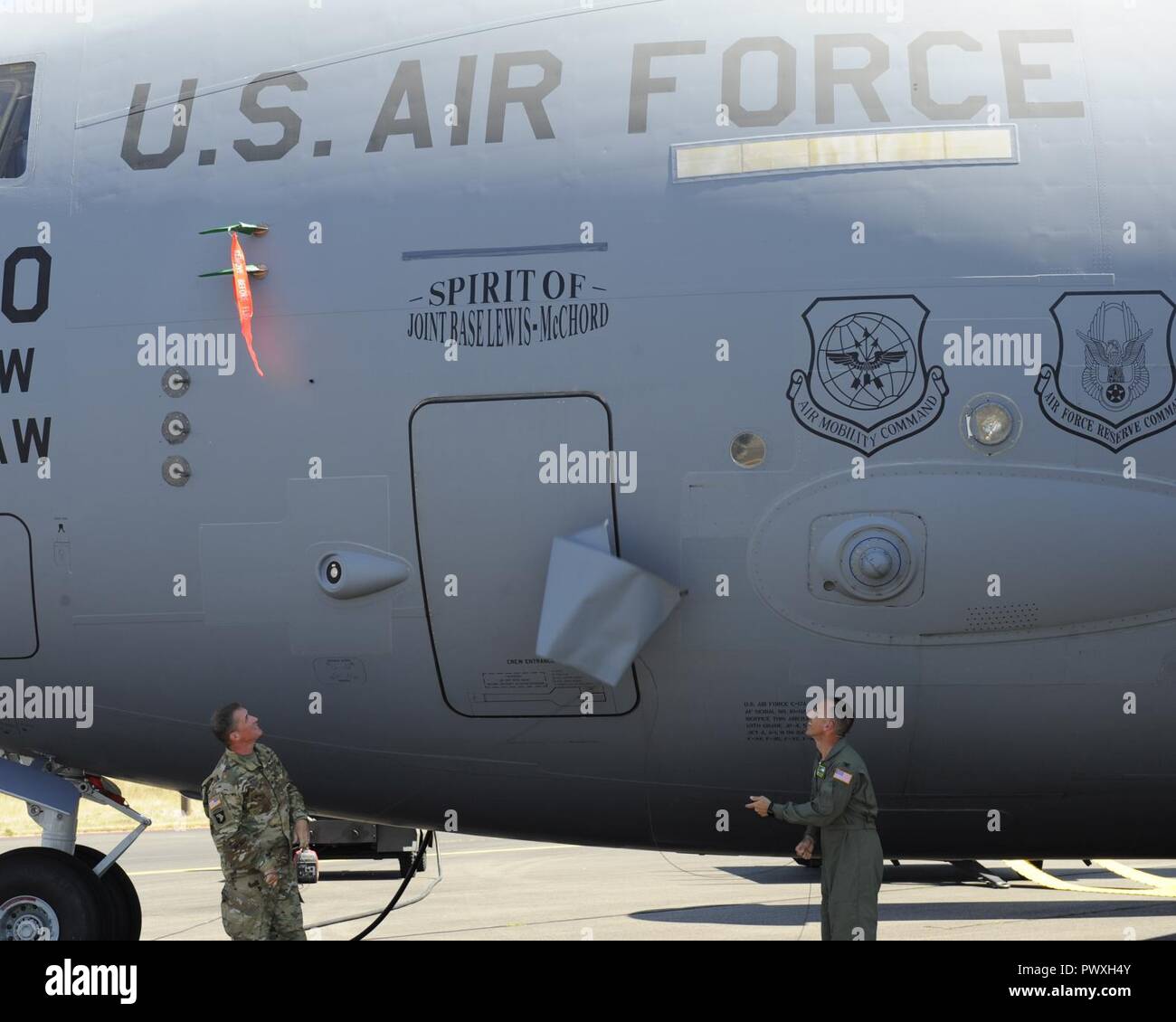 Col. Daniel Morgan, JBLM's Garrison Commander and Col. Leonard Kosinski ...