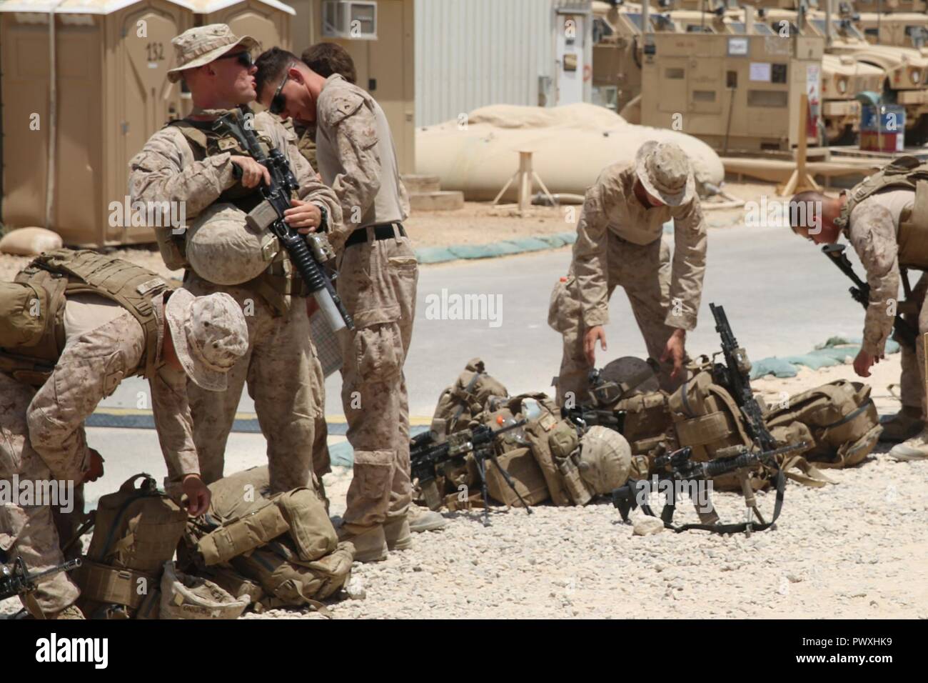 Iraq anbar province marines hi-res stock photography and images - Alamy