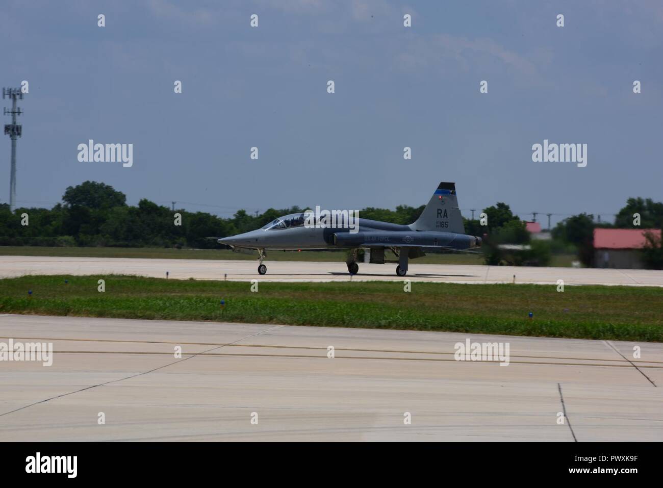 A T-38C Talon taxis before takeoff at Joint Base San Antonio-Randolph ...
