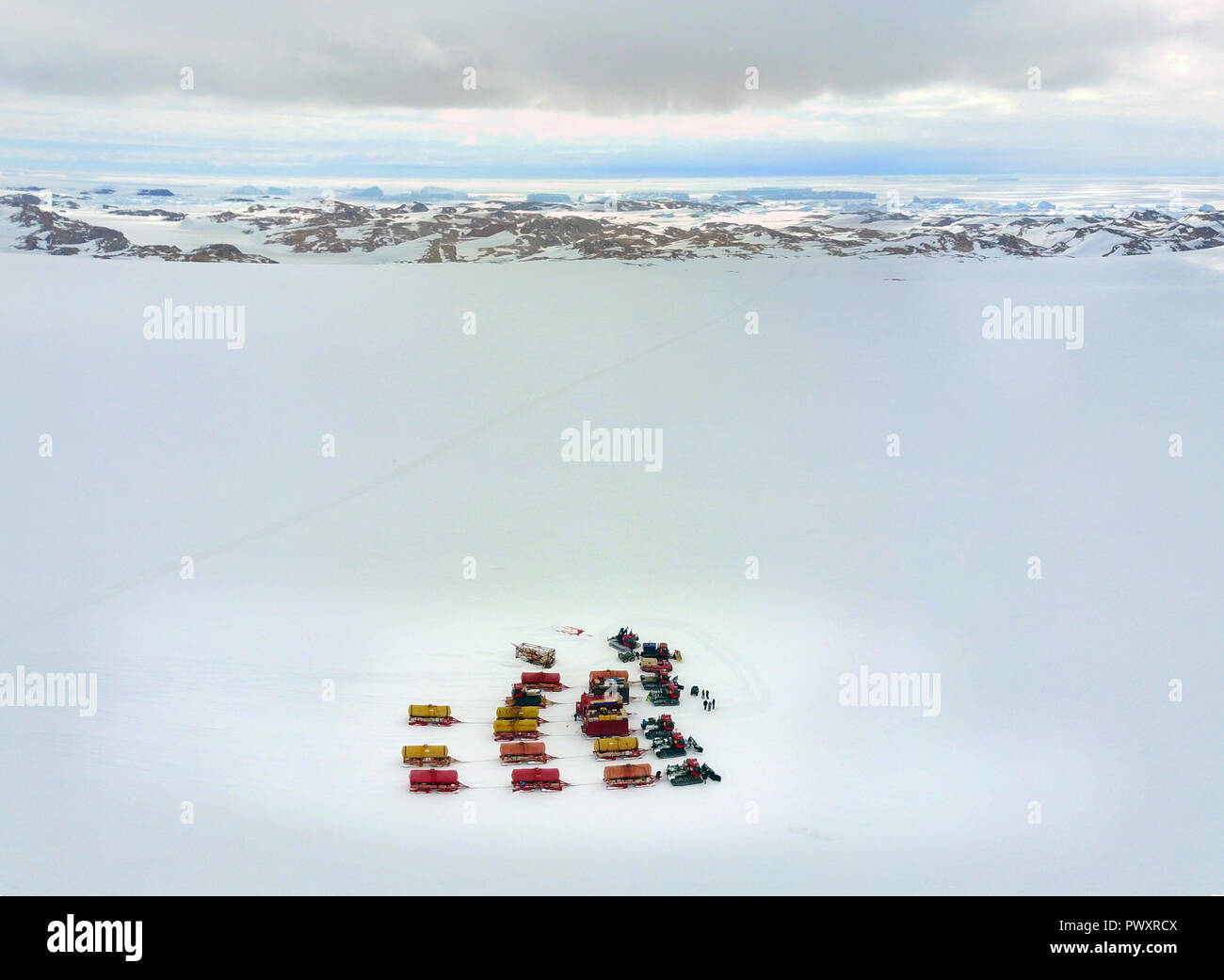 The north pole aerial view hi-res stock photography and images - Alamy